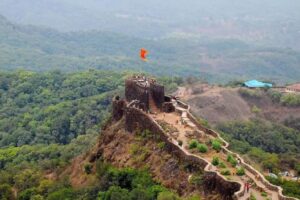 5 Best Forts in Pune for History Lovers and Hikers